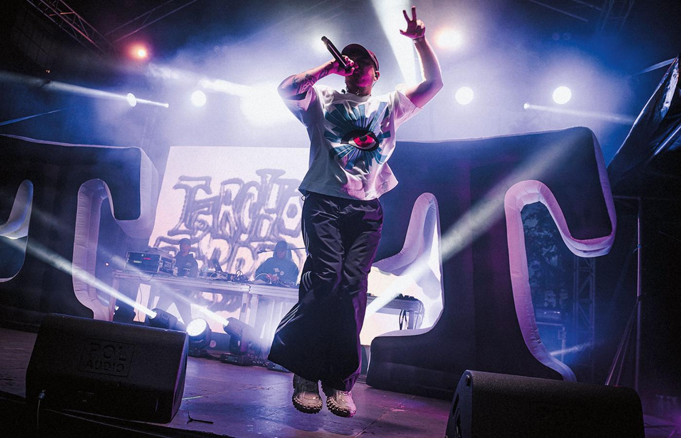 Liczba fi. O co chodzi raperowi Otsochodzi? Objaśniamy nowe słowa ...